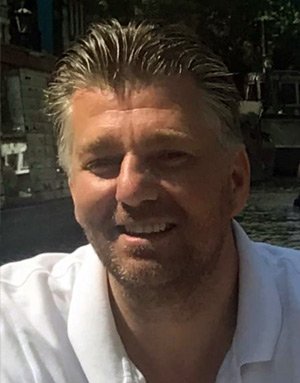 Contact - Martin Meijer Used Amusement Rides