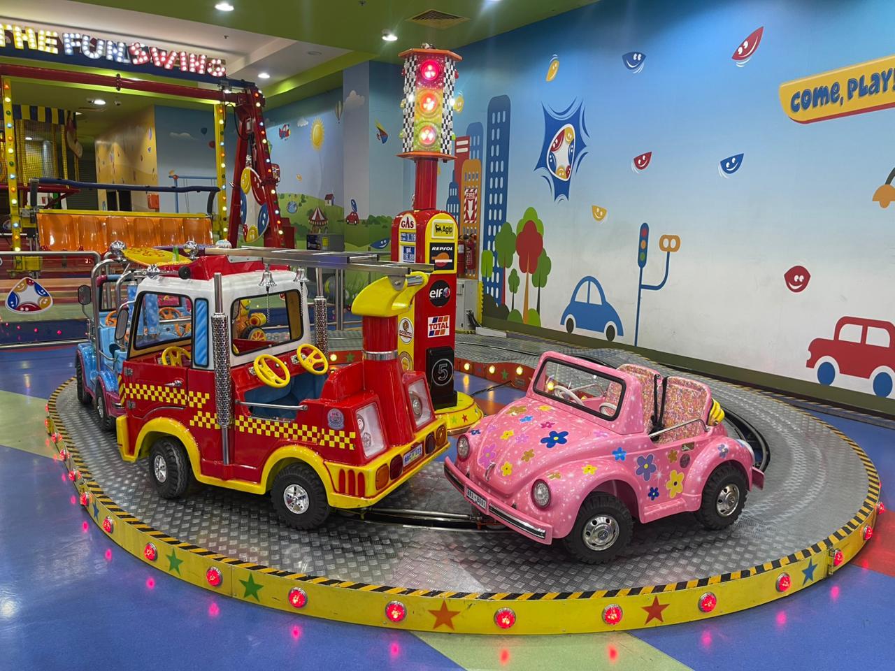 For sale: Mini convoy Gosetto - Martin Meijer Used Amusement Rides